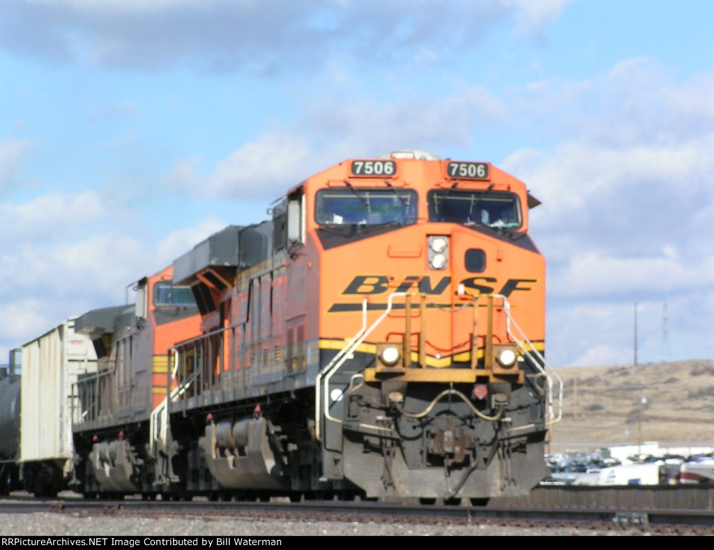 BNSF 7506 South bound ethanol train